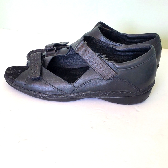 Barefoot Freedom | Shoes | Barefoot Freedom By Drew Lagoon Womens ...